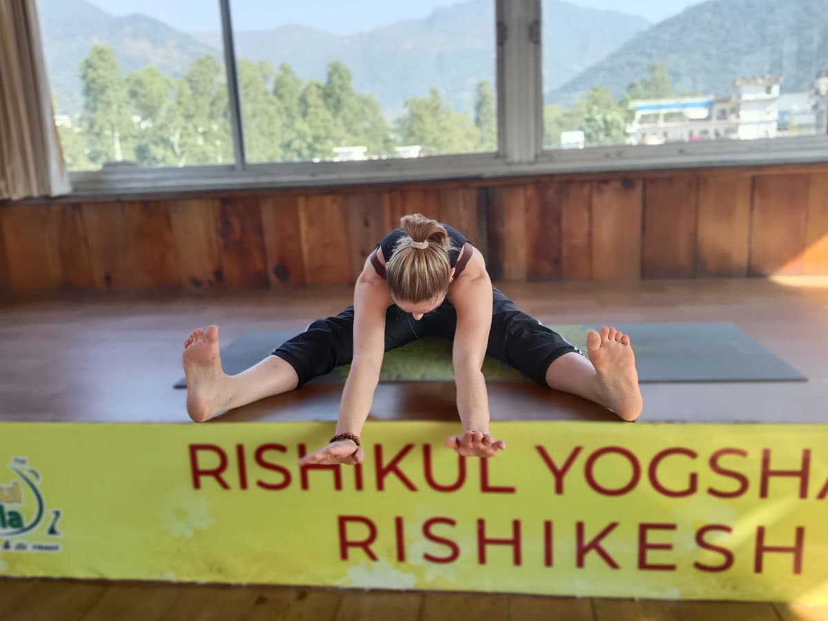 200 Hour Yoga Teacher Training in Rishikesh, India – Rishikul Yogshala ...